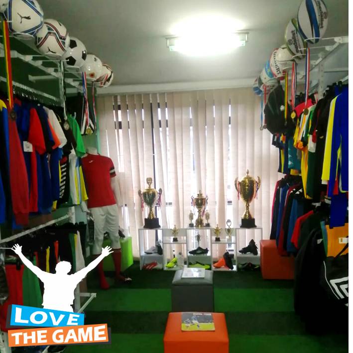 Soccer Kits on Sale including Puma Kits, Nike Kits, Team Kits, Custom ...